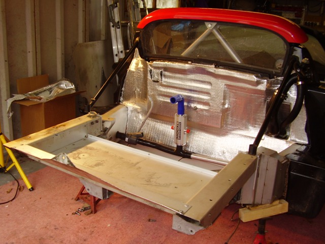 Elise Trophy S1 Car Build: 05 Apr 10 .....Rear subframe and suspension ...