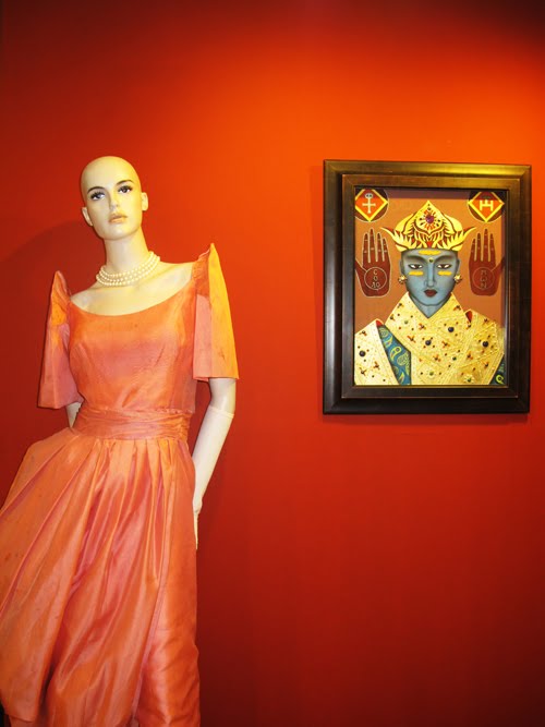 Full Circle, fully loaded.