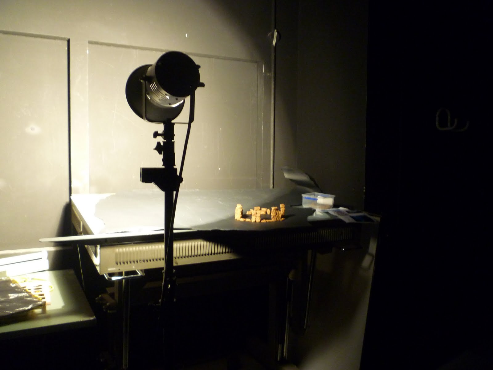 Photography Newbie: Project 3 Object: 5th photoshoot_contact sheets