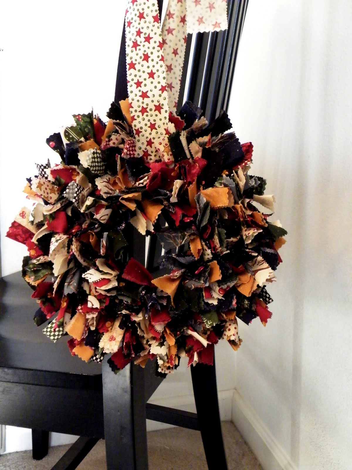 Little Scraps of Happiness: fabric wreaths