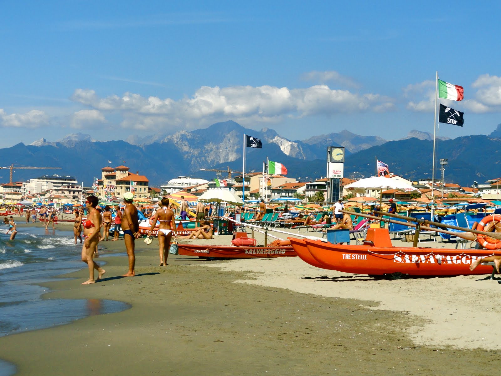 Italy: Viareggio Beach