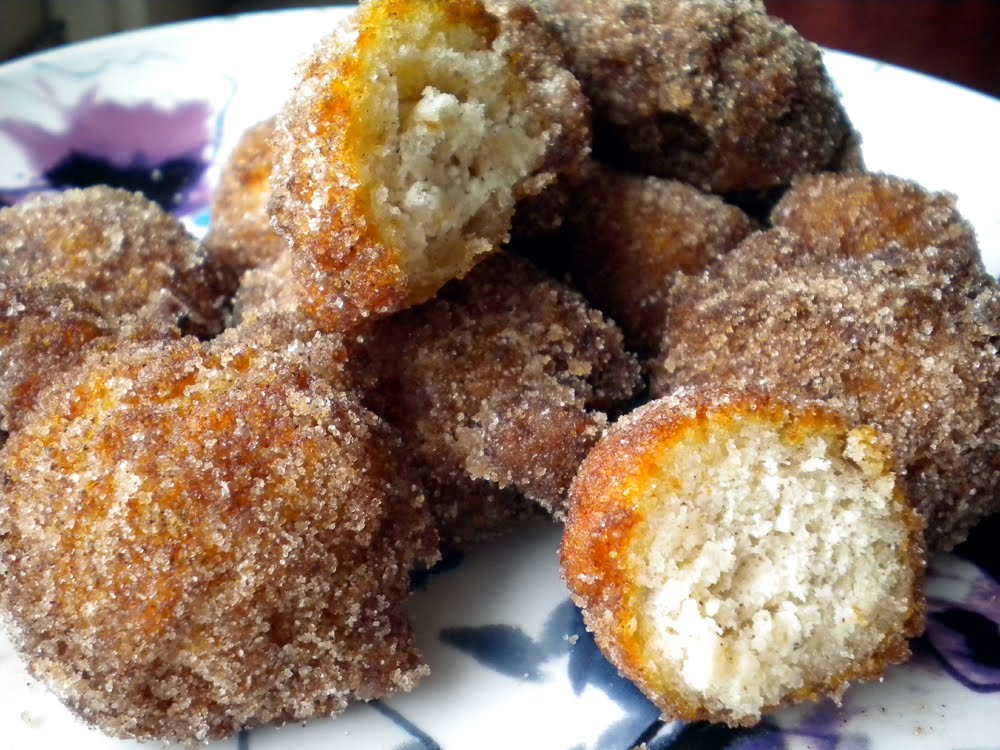 Rzasa Recipes: Banana Beignets