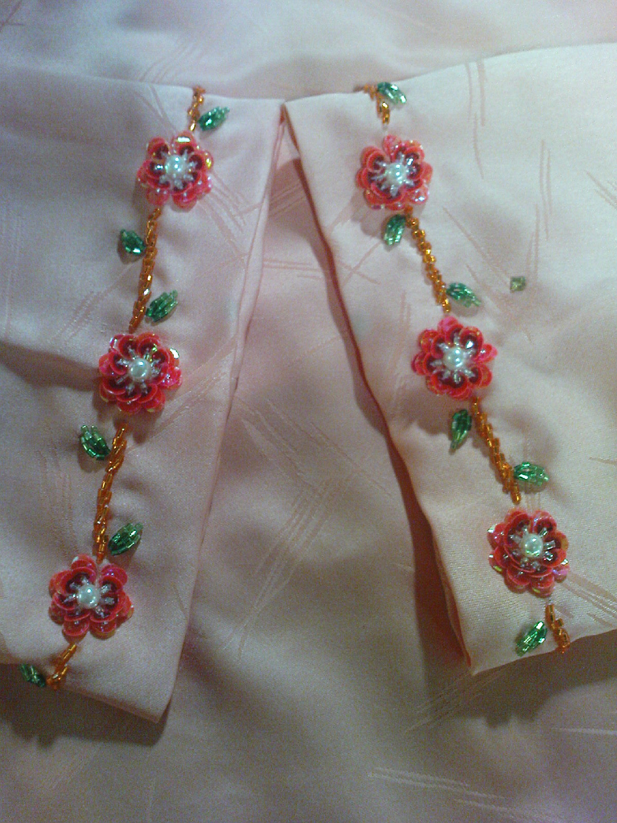 CahAya SulAmaN: Sulaman Manik Semanis Dahliya