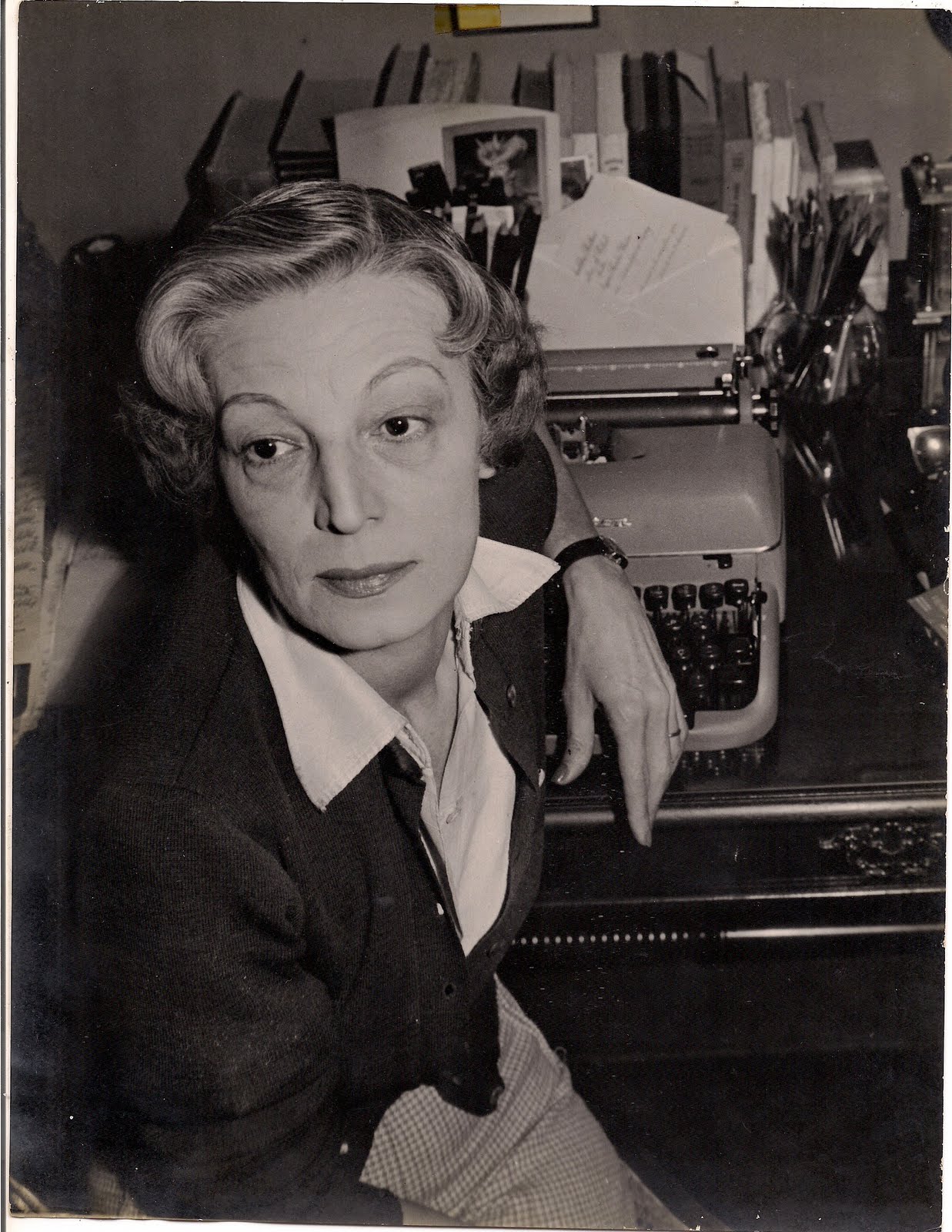 Sorriso do Gato de Alice: RETRATO DE ADALGISA, 30 ANOS DEPOIS