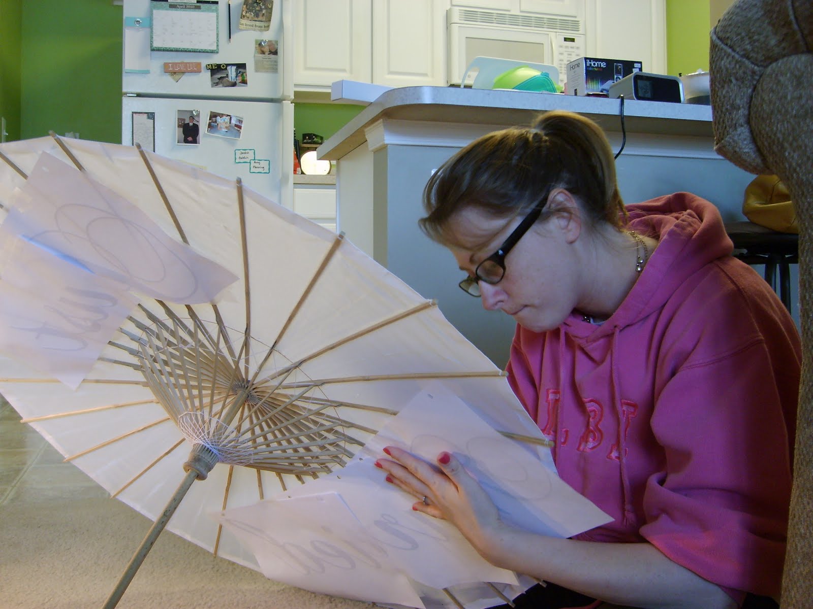 Lizzie In Progress: DIY Paper Parasol