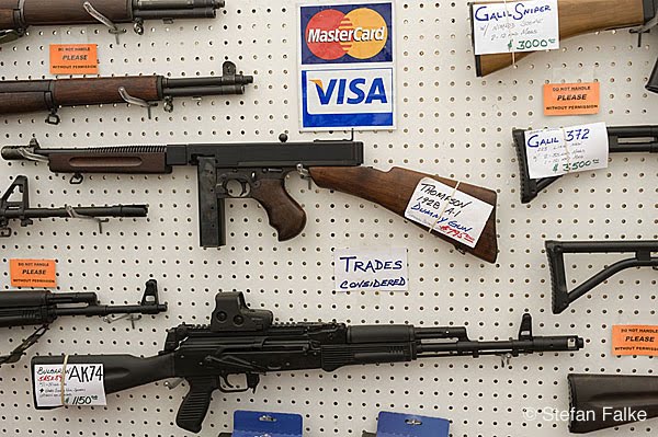 Stefan Falke's Eye: Machine Gun Show in Kentucky