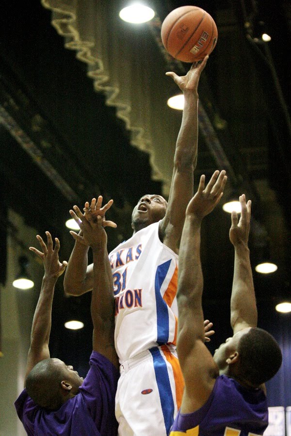 Andrew Buckley Photography: Shorthorn Shots of the Week 11/27