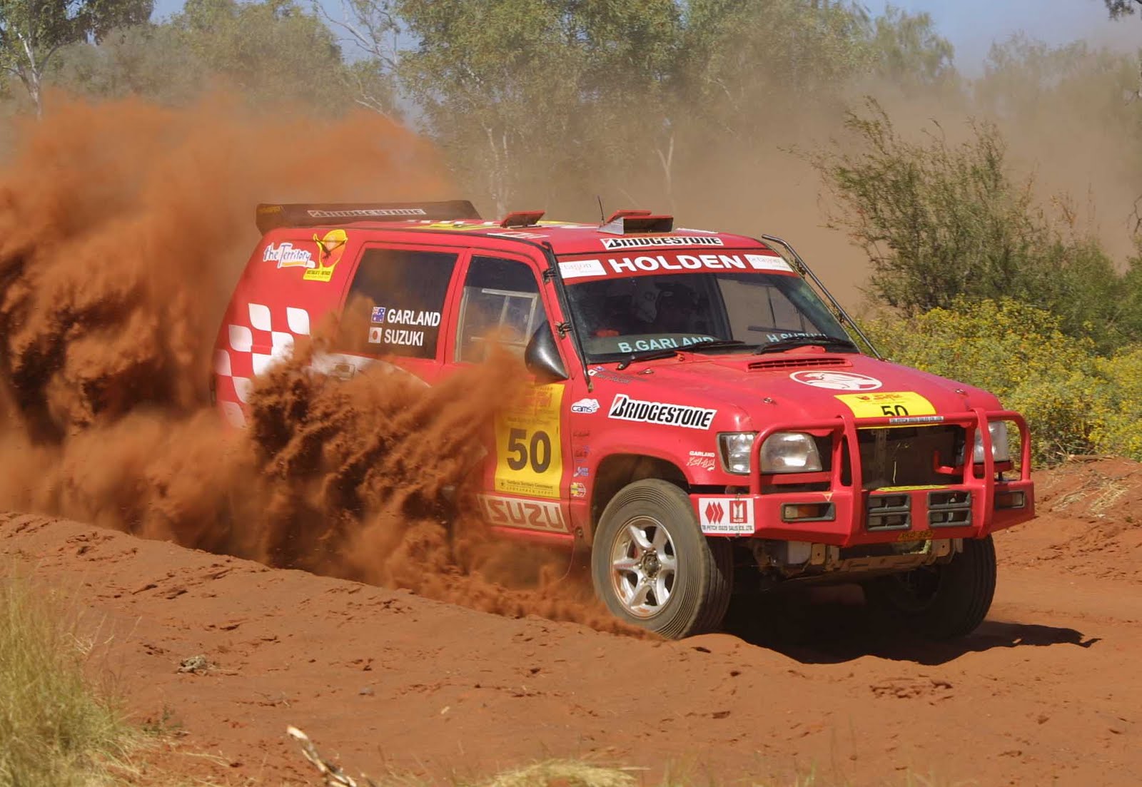 4x4 Magazine: 25 years of outback adventure