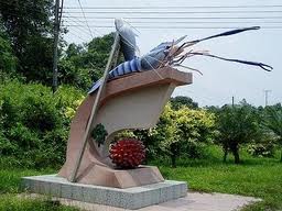 Kebun Hati Waniey: Di mana bumi dipijak di situ langit di junjung ...