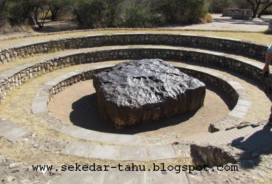 Hoba Meteorite, Meteorit terbesar di dunia | Sekedar Tahu