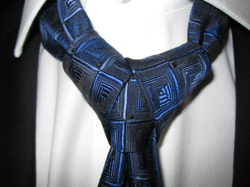 Pungent Unguent: The Ediety Tie Knot (The "Merovingian")