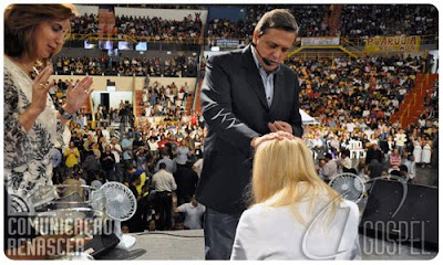 Fernanda Hernandes é ungida Bispa na Ceia de Oficiais junto com 130 ...