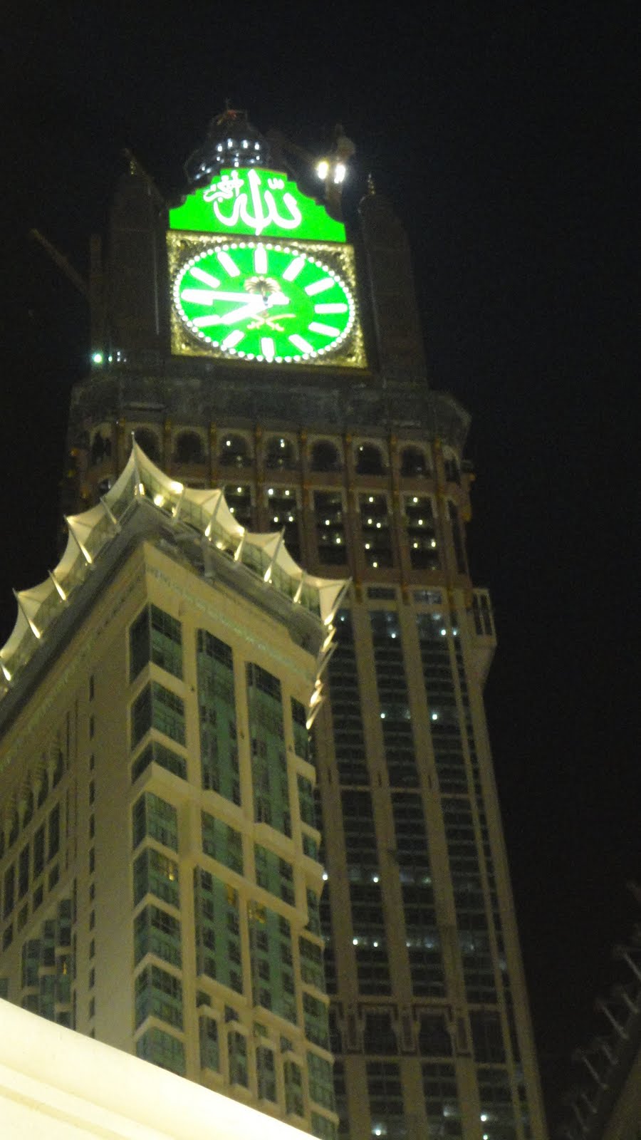 Satu Catatan Perjalanan Haji 1431 Hijrah: Zam zam tower