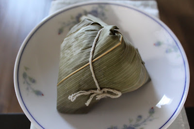 Viv's Yummy Journey: Sticky Rice in Bamboo Leaf