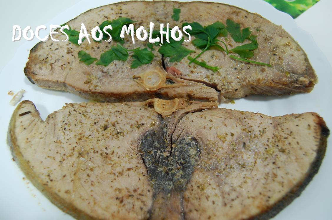 Doces aos Molhos: Atum gratinado no forno