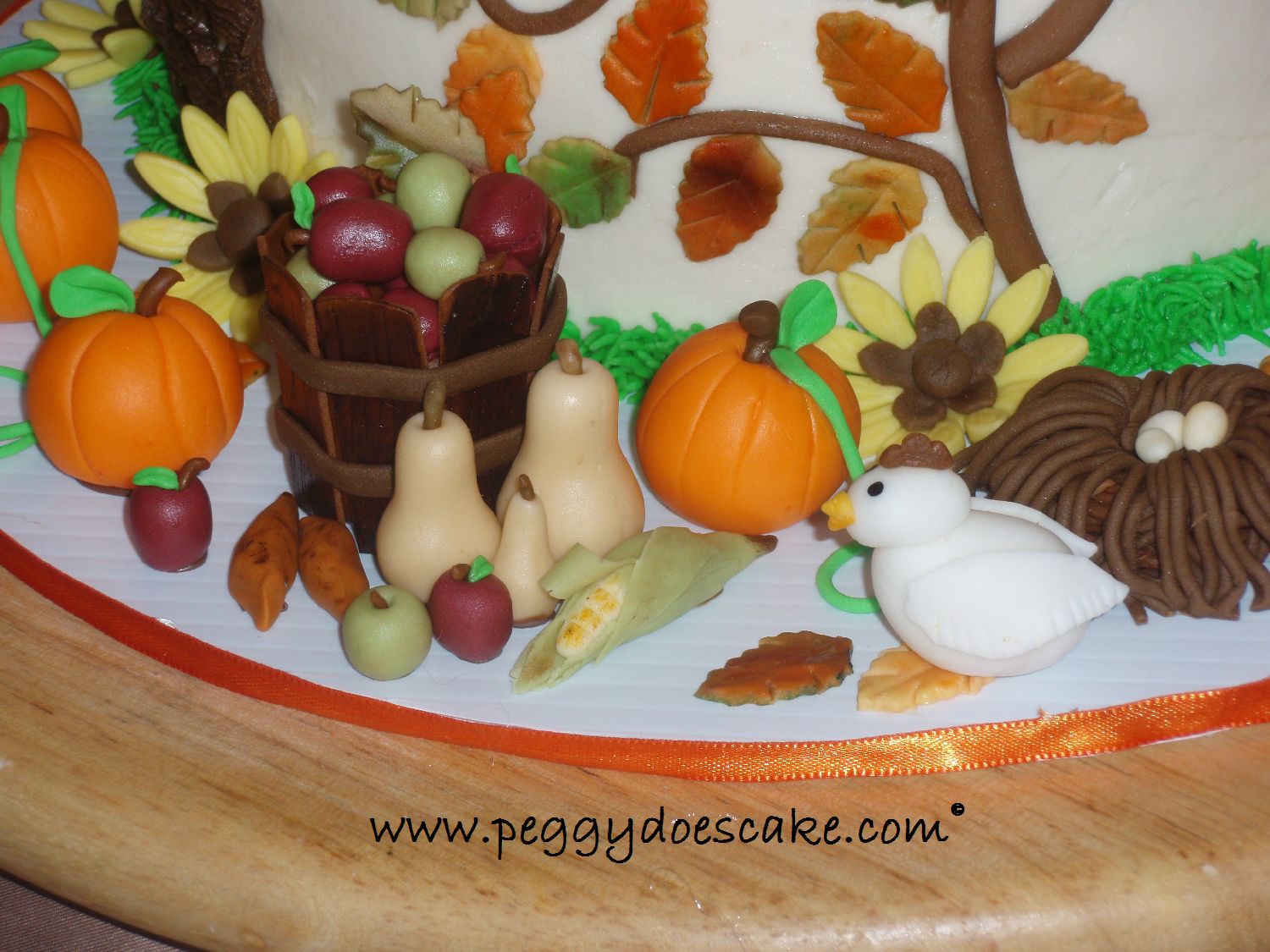 Peggy Does Cake.: Harvest birthday cake (click photos to enlarge).