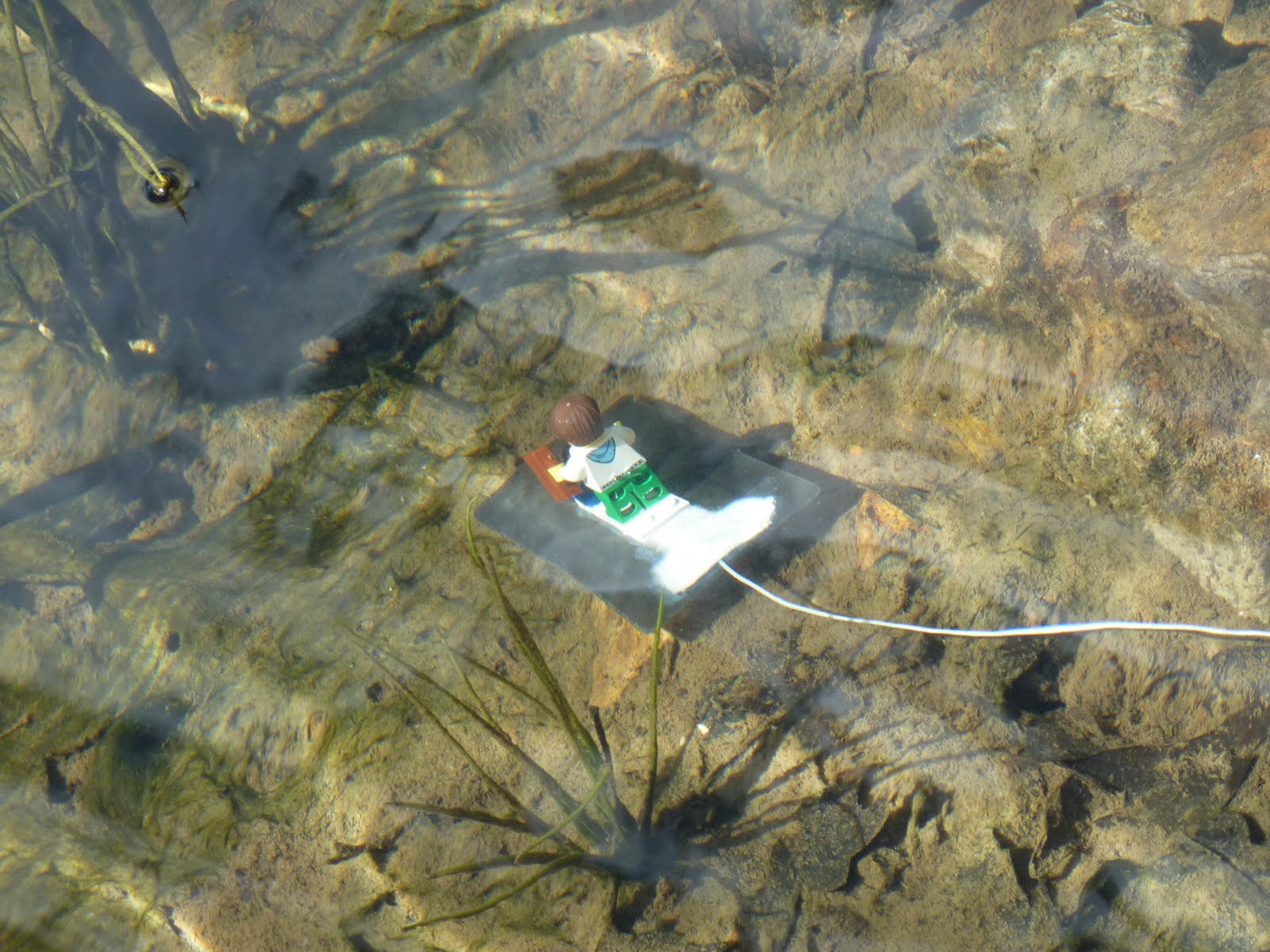 The Weekly Widget: Eon Ice Everlasting LED Card Flashlight