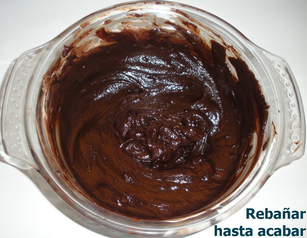 Rebañar hasta acabar: Embutido de chocolate y almendras