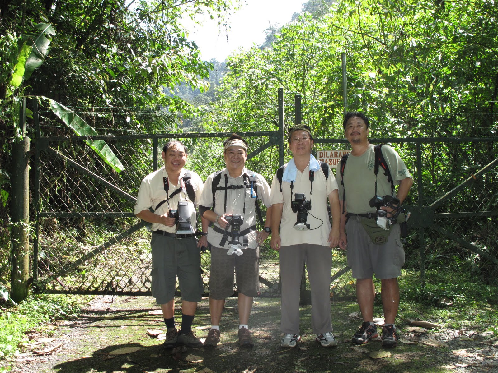 The Samosaurus Chronicles: Awana trail closed