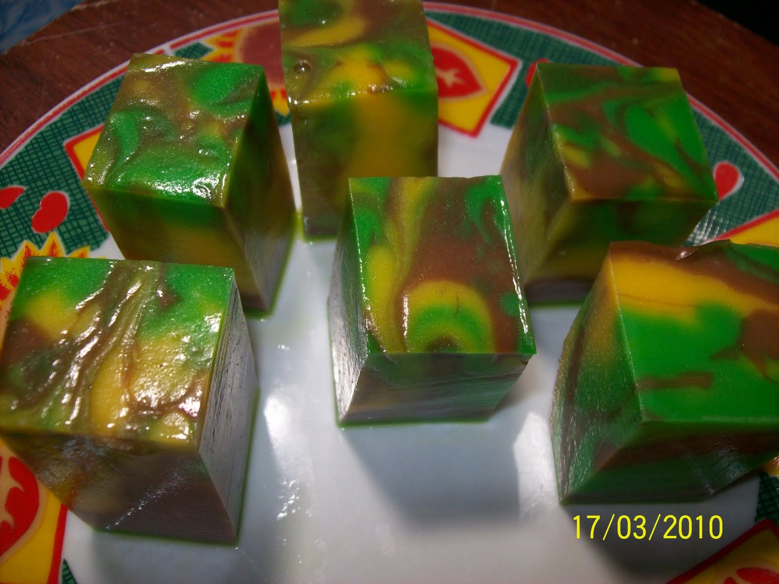 GEEDA FAMILY: RESEPI PUDING MARBLE