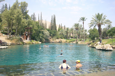 Finding Falafel - Fairmount Temple Trip to Israel: Making our Way to ...