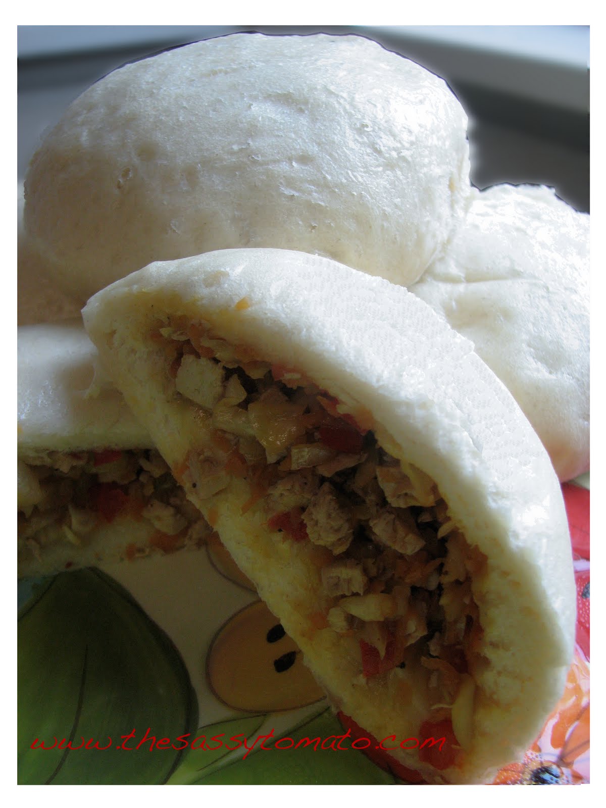 The Sassy Tomato: Sio Pao (Filipino Steamed Buns)