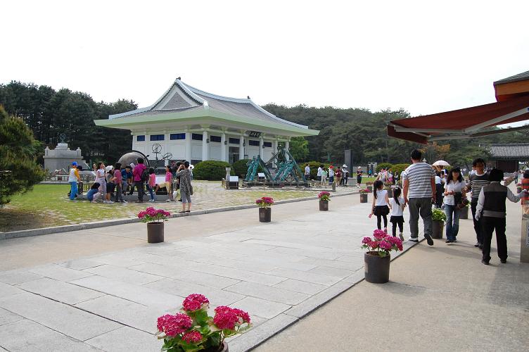 Travel Guide South Korea: King Sejong Tomb