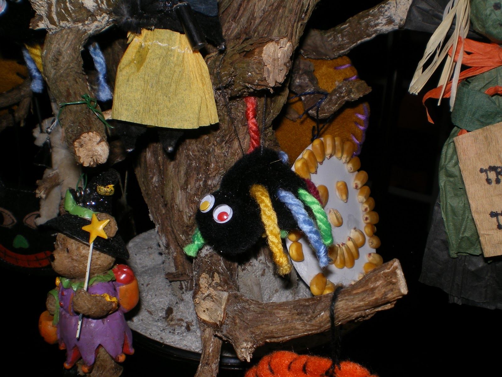 Fursdon House: Gnarly Halloween Tree! BOO!!