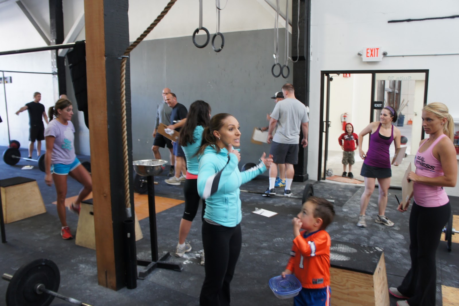 BEND OREGON: Join Oregon CrossFit on January 8th for 2011 challenges.