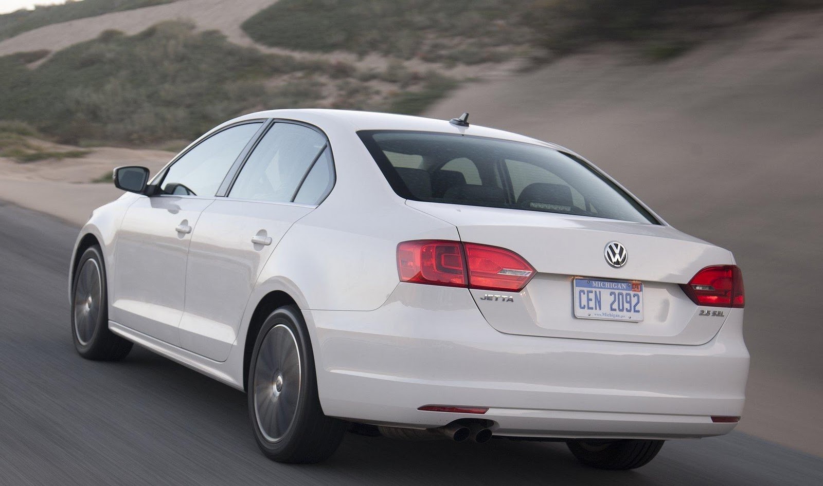 Motor Mania Buzz: Photo Gallery: 2011 Volkswagen Jetta