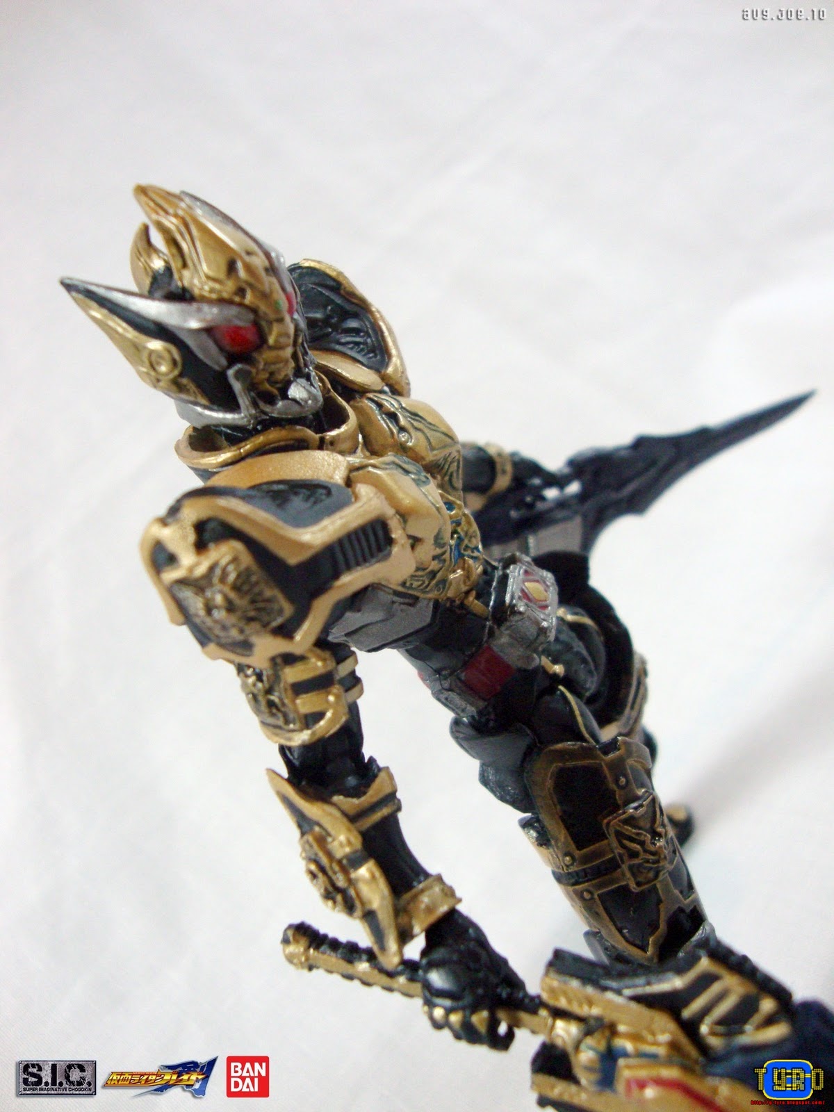 Gunpla-Tyro: [GALLERY] Kiwami Vol.14 Kamen Rider Blade King Form [Part2]