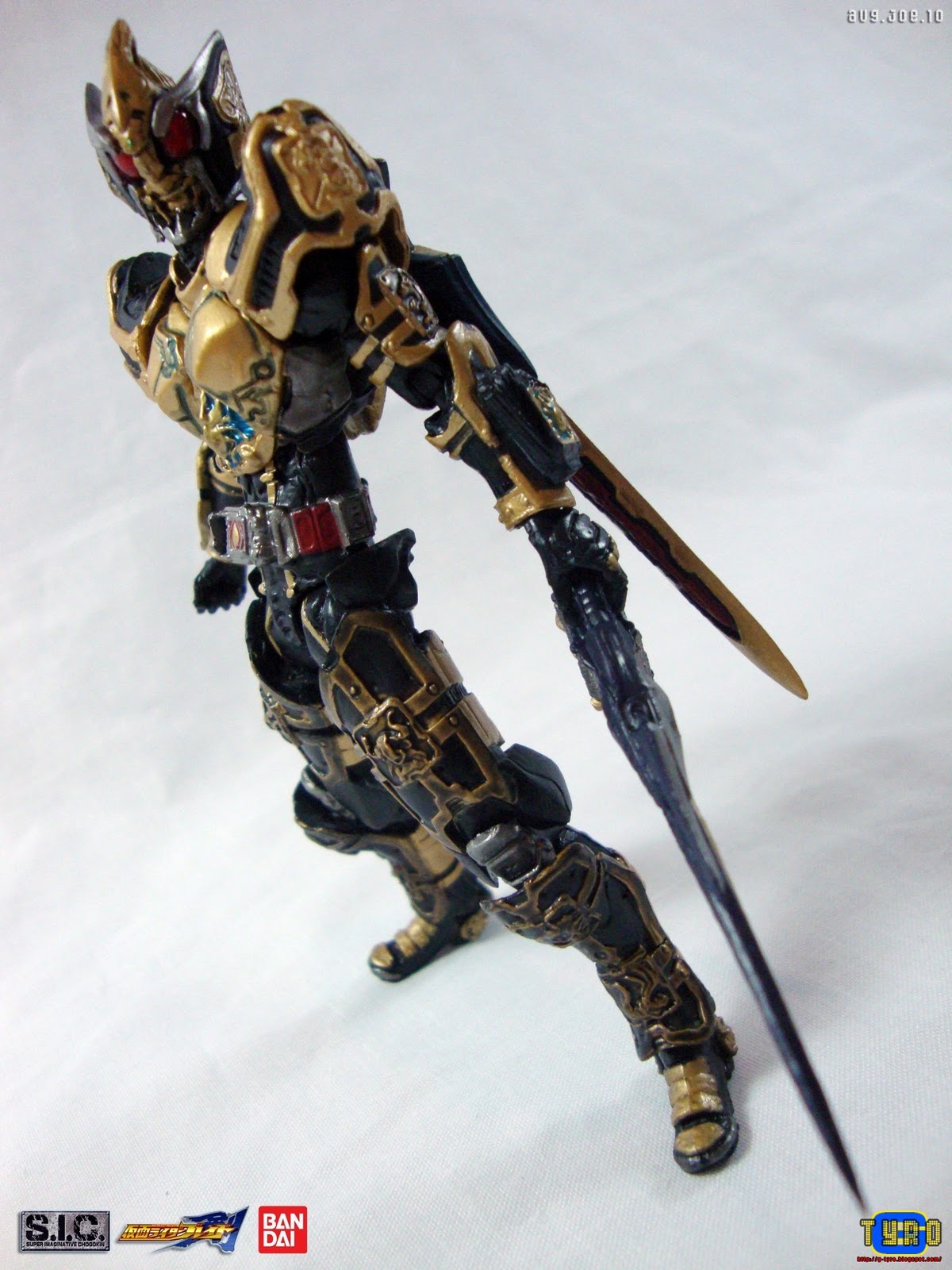 Gunpla-Tyro: [GALLERY] Kiwami Vol.14 Kamen Rider Blade King Form [Part2]