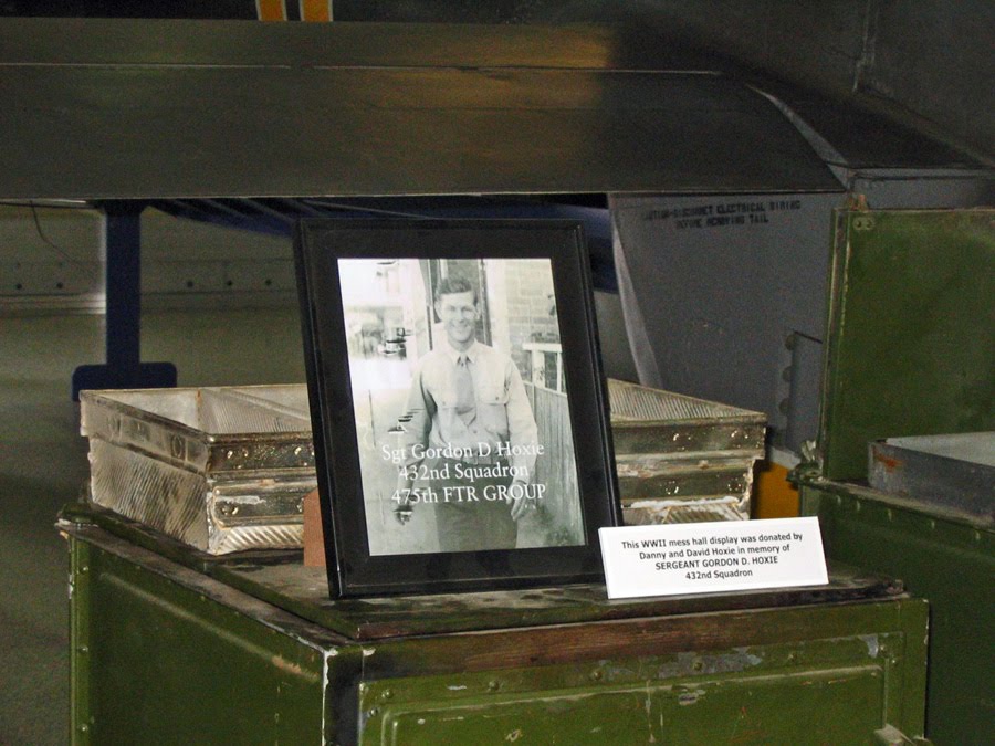 'Round the Chuckbox: World War II Army Air Corps field kitchen