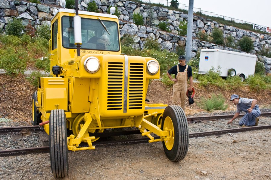El Dorado Western Railway: Trackmobile rolls on the Placerville Branch