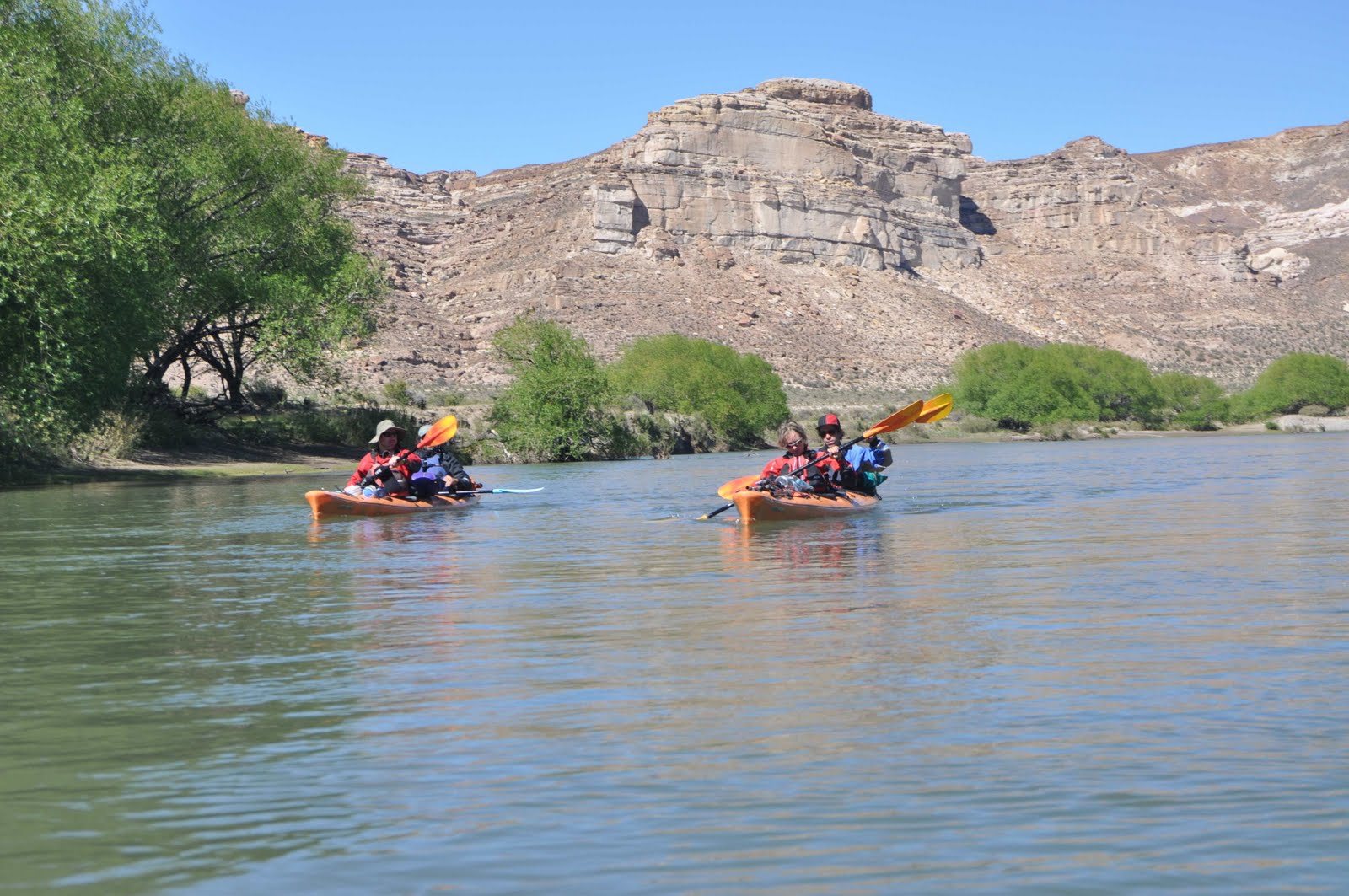 Patagonia Explorers: Expedicion en Kayak por el Rio Chubut. River Kayak ...