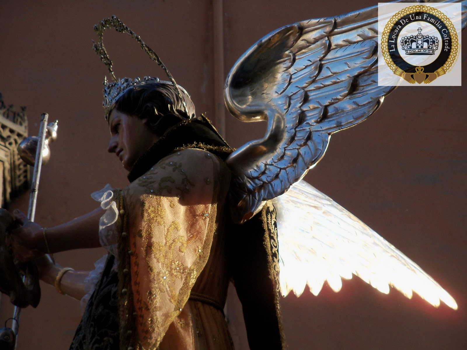 San Rafael de Granada, procesión por las calles de su barrio...