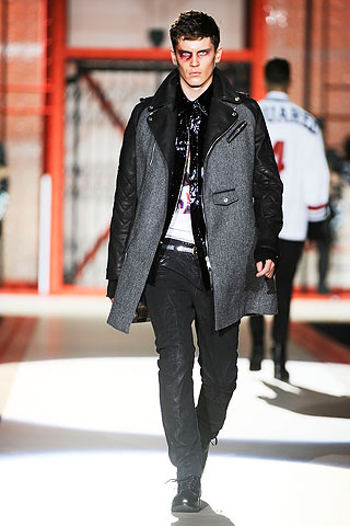 LOST IN COUTURE: RUNWAY2YOURWAY: PEA-COAT-BOO