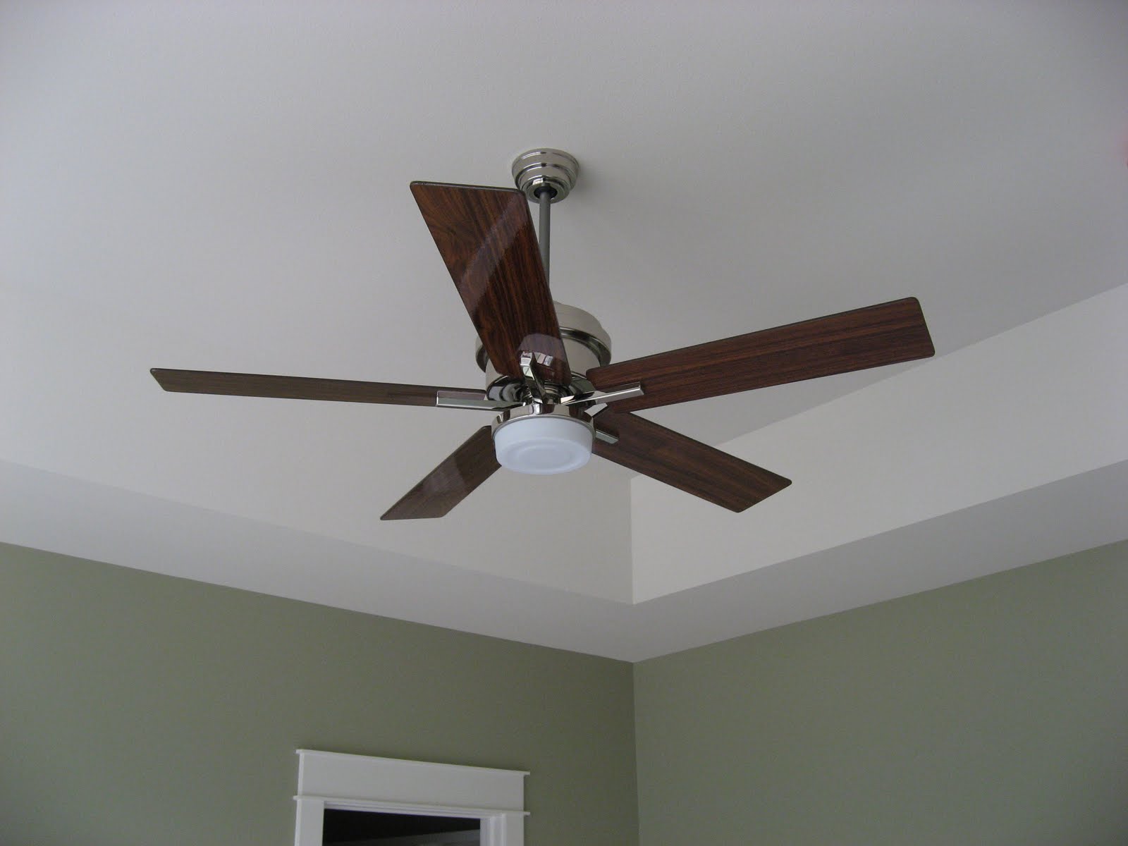 Green House, Good Life: Why Are Ceiling Fans Always So Ugly?!