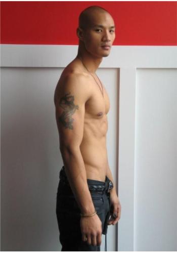 MALE MODEL PAOLO ROLDAN