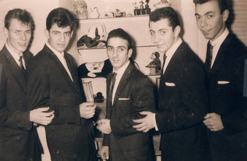 WHITE DOO-WOP COLLECTOR: THE CAPRIS aka THE CHIMES