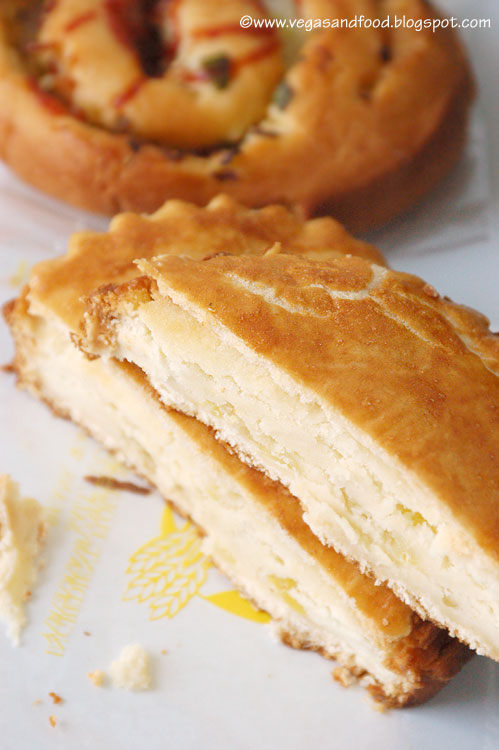 Pang Kum Tuh Village Bakery - Koreatown - Vegas and Food