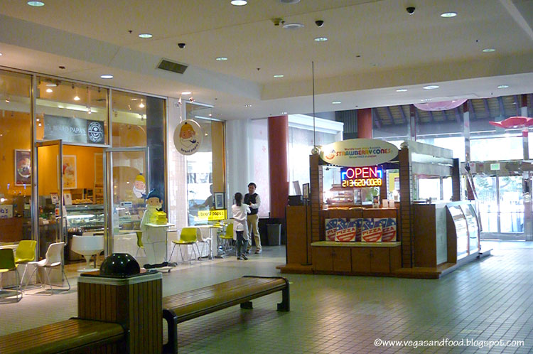 Little Tokyo mall (AKA Yaohan) - Vegas and Food