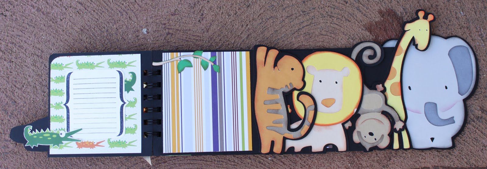 Naniwale: mini zoo book