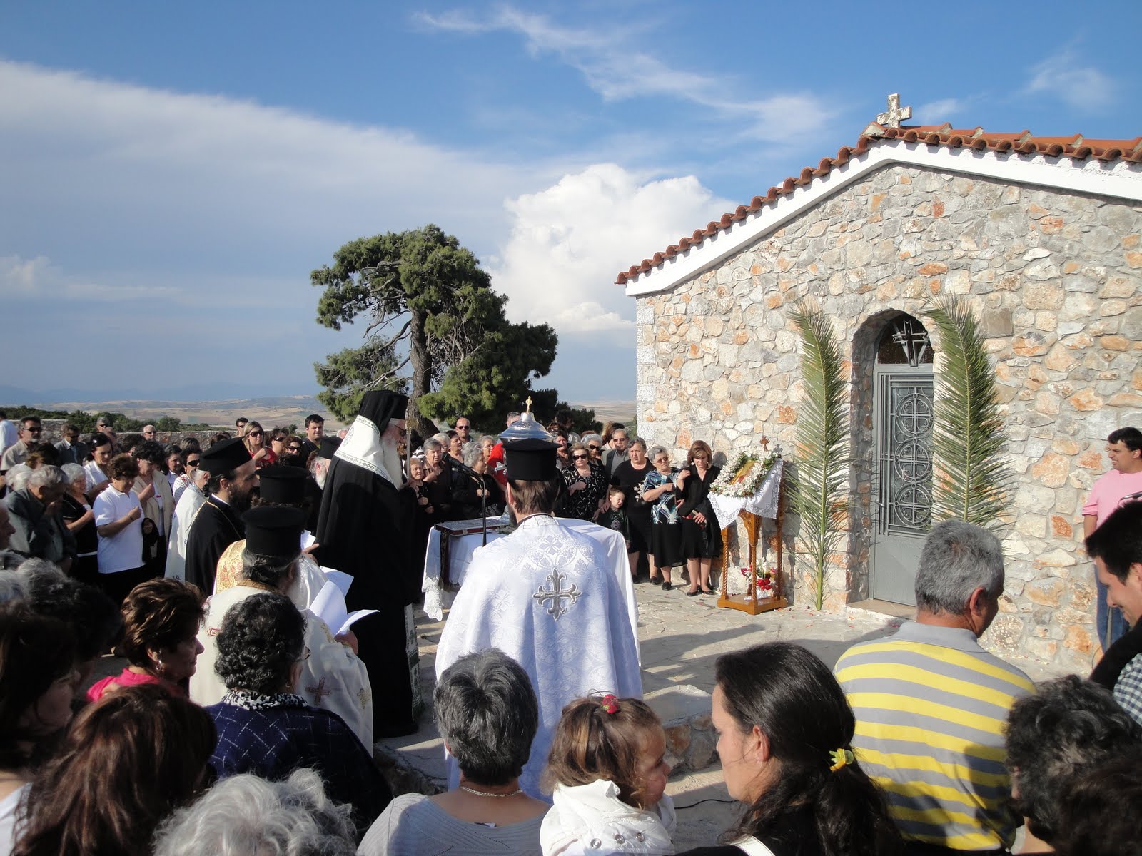 ΘΗΒΑ GR: Εγιναν τα Θυρανοιξια του Αγιου Μαμμα στα ΛΕΥΚΤΡΑ
