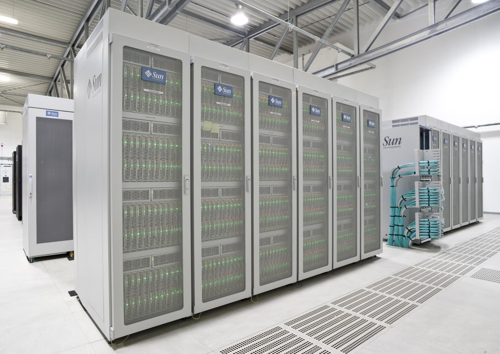 Supercomputers The most Powerful Computer in the World - Blue Image