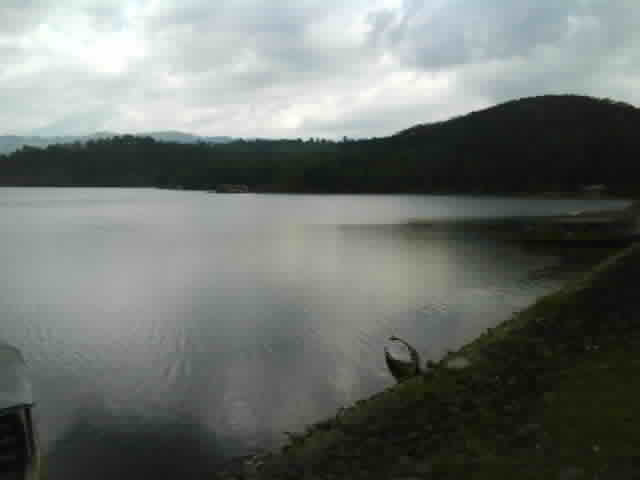 indonesia wisata waduk cacaban tegal: waduk cacaban