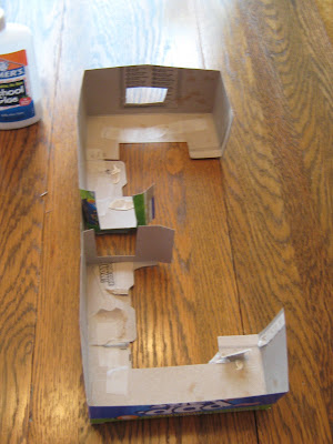 Almost Unschoolers: How To Make A Letter "E" Pinata