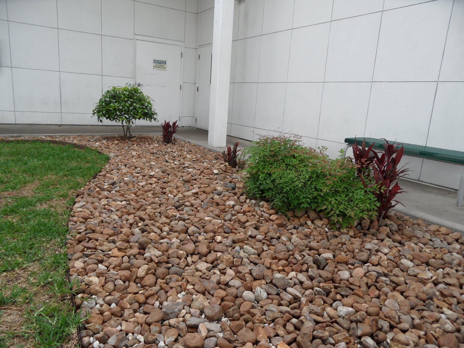 According to My Research...: Samsung HZ35W compact ultra-zoom digital ...