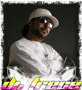 ¡Ya Va! Déjame Pensar: Es el vocalista de "Los Tres Dueños"