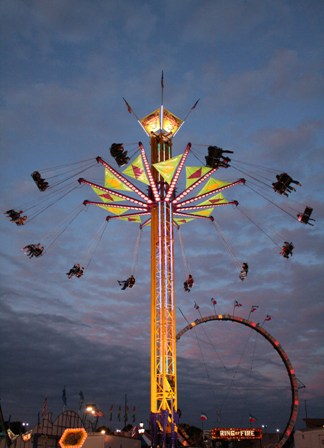 Arch Vis Project: Tower Funfair!